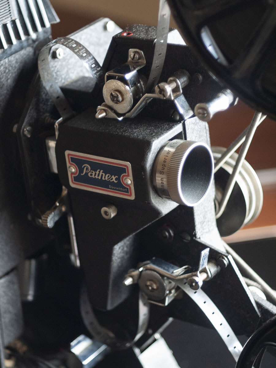 独パテックス社 200B 9.5mm映写機 – ] 映画の郷